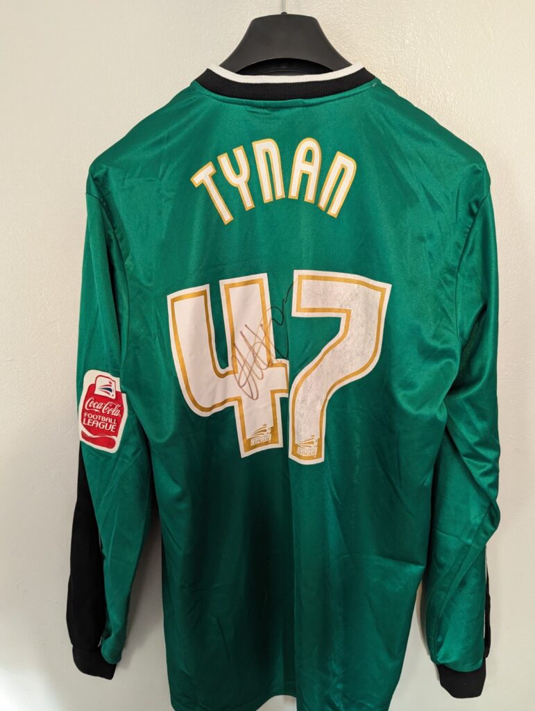 Lot 11b – Scott Tynan Match Worn Signed – AFC Rushden & Diamonds