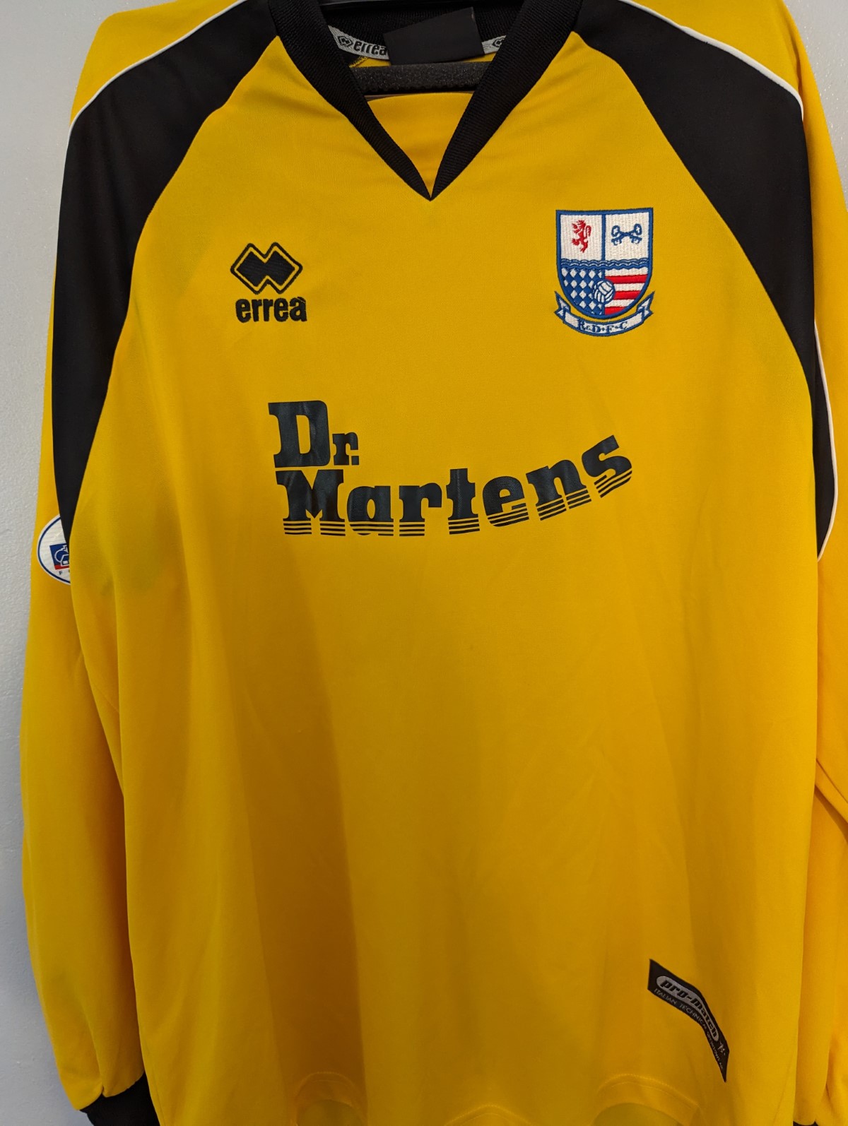 Lot 22a – Barry Hunter Match Worn Shirt Not Signed – AFC Rushden & Diamonds